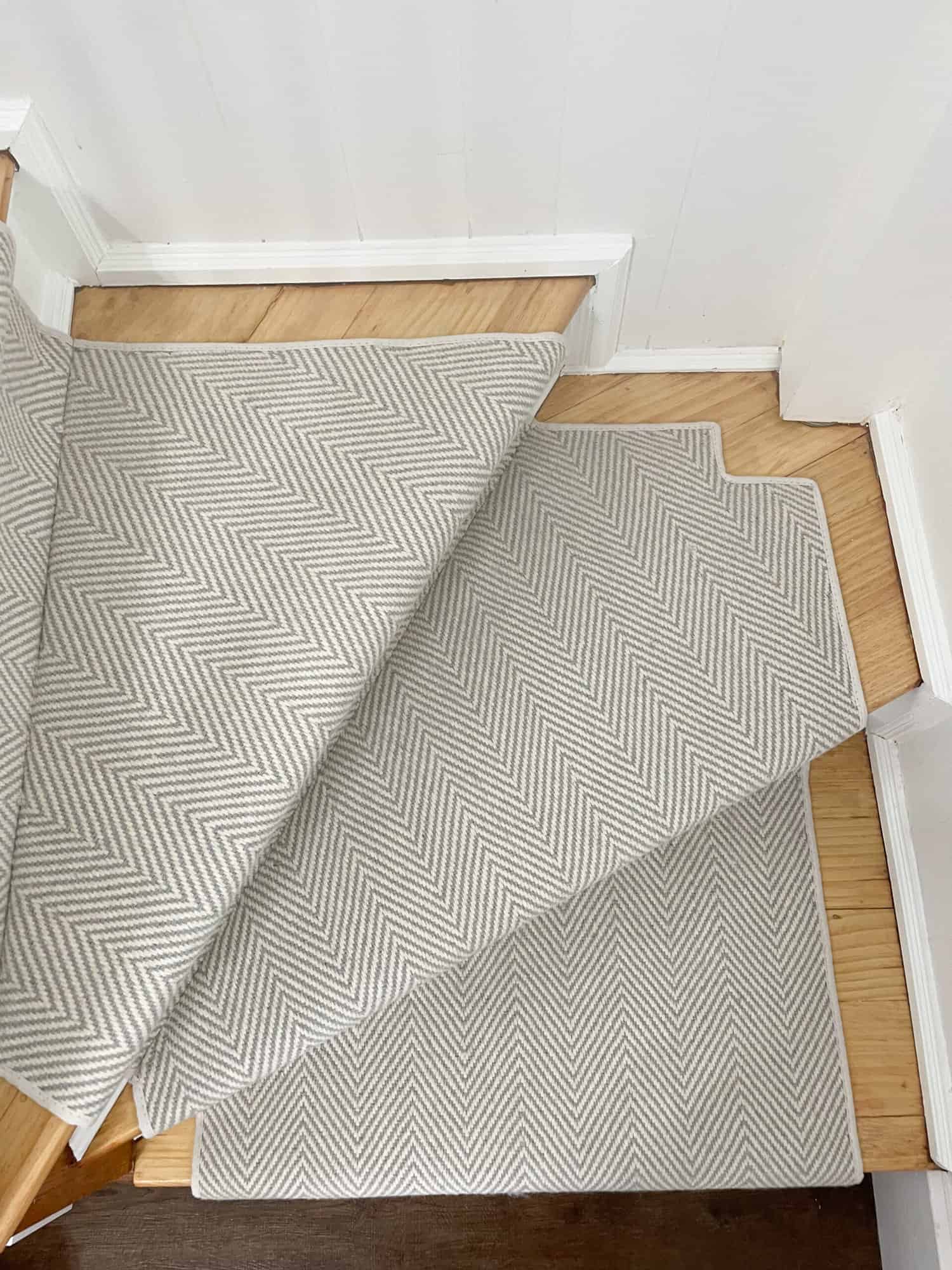 The Art of Custom Fit: Designing Custom Area Rugs to Perfectly Suit ...